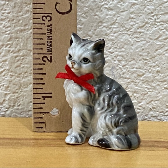 Vintage | Accents | Vintage Porcelain Miniature Tabby Cat Figurine ...